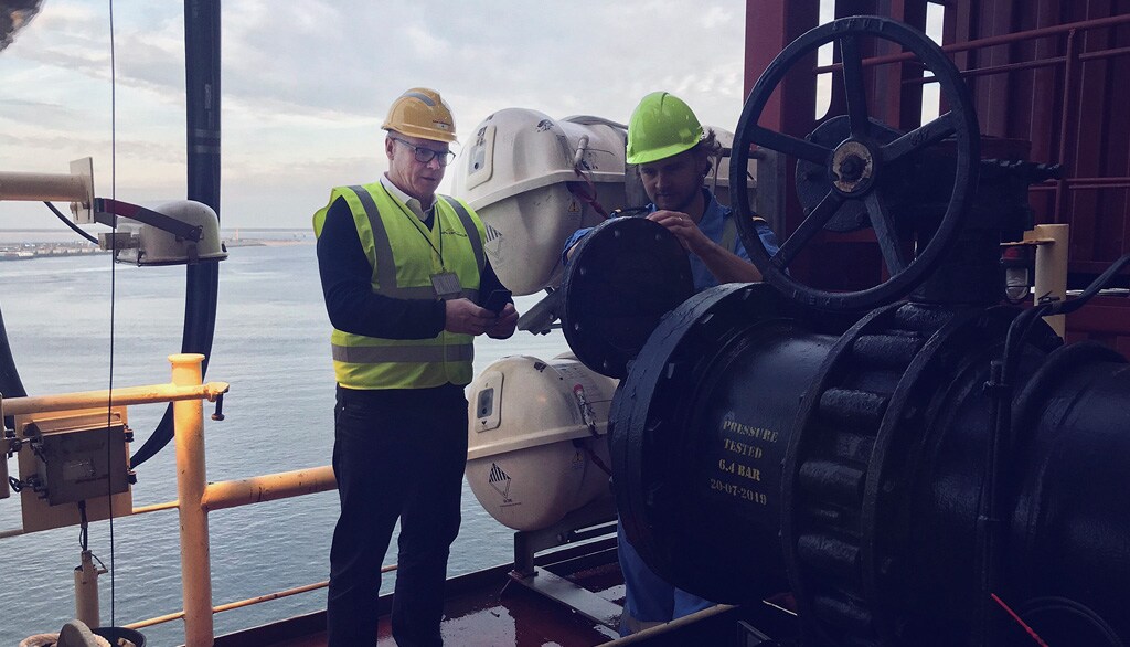 H&M Group reduces carbon footprint with Maersk ECO Delivery | Maersk